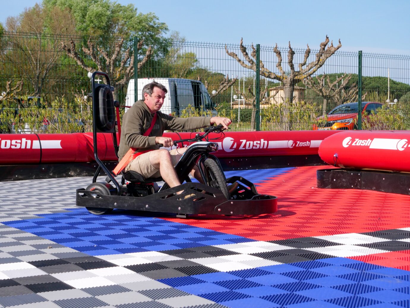 Tricycle à traction électrique français MégaDRIFT | Zosh